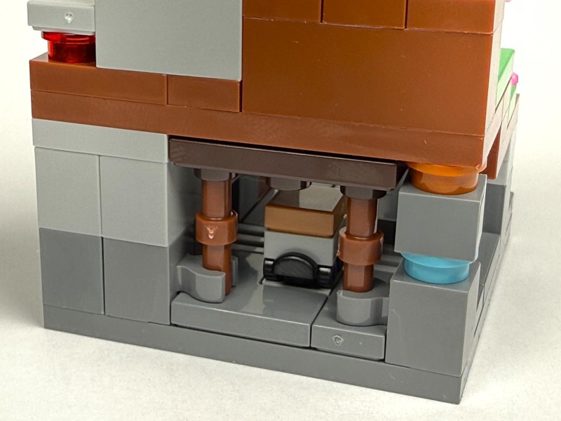 Review: 21265-1 - The Crafting Table | Rebrickable - Build with LEGO