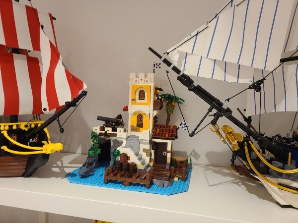 LEGO MOC 6263 Imperial Outpost Remake by Legat_Of_Legion | Rebrickable ...