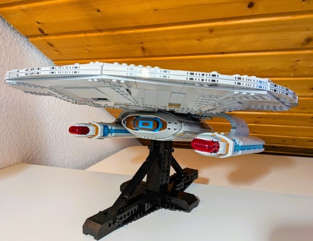 LEGO MOC-243365 Deflector Array Refit for U.S.S. Enterprise NCC-1701-D ...