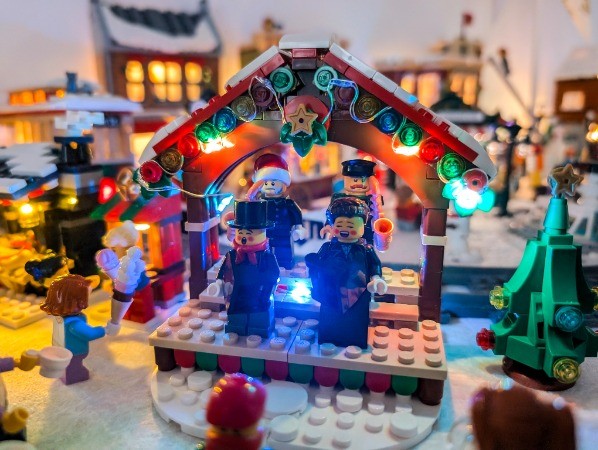LEGO MOC Lego Christmas Carolers Stand - Lego Winter Village MOC by ...