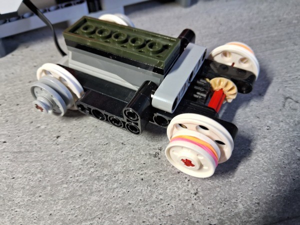 LEGO MOC Tram Tatra T6A5 by Redbull564 | Rebrickable - Build with LEGO