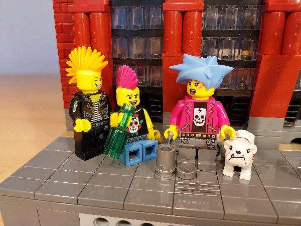 LEGO MOC The Newspaper Building by Black-Mantled Builder | Rebrickable ...