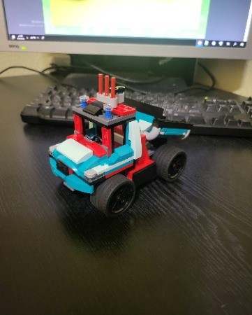 LEGO MOC 31127 Cargo Transporter by Keep On Bricking | Rebrickable ...