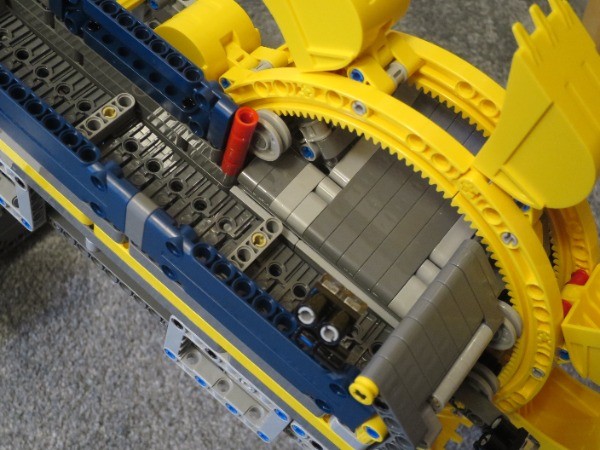 LEGO MOC Lego 42055 Bucket Wheel Excavator MOD - Higher Performance and ...