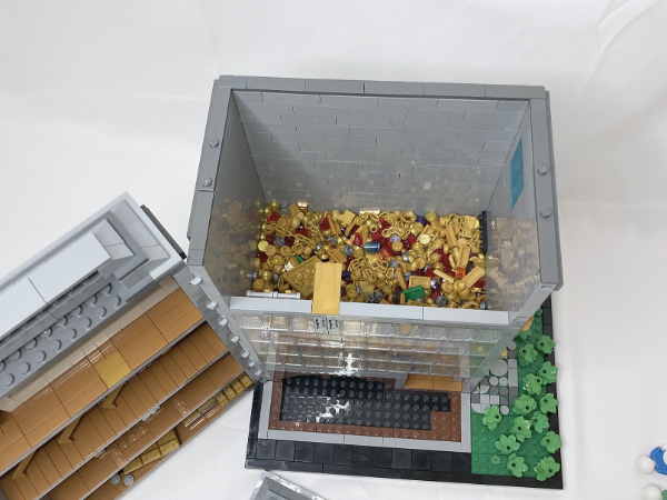 LEGO MOC Scrooge McDuck's Money Bin by bugsbycarlin | Rebrickable ...