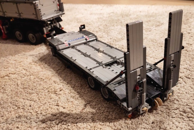 LEGO MOC Flatbed Trailer for Arocs by littldd | Rebrickable - Build ...
