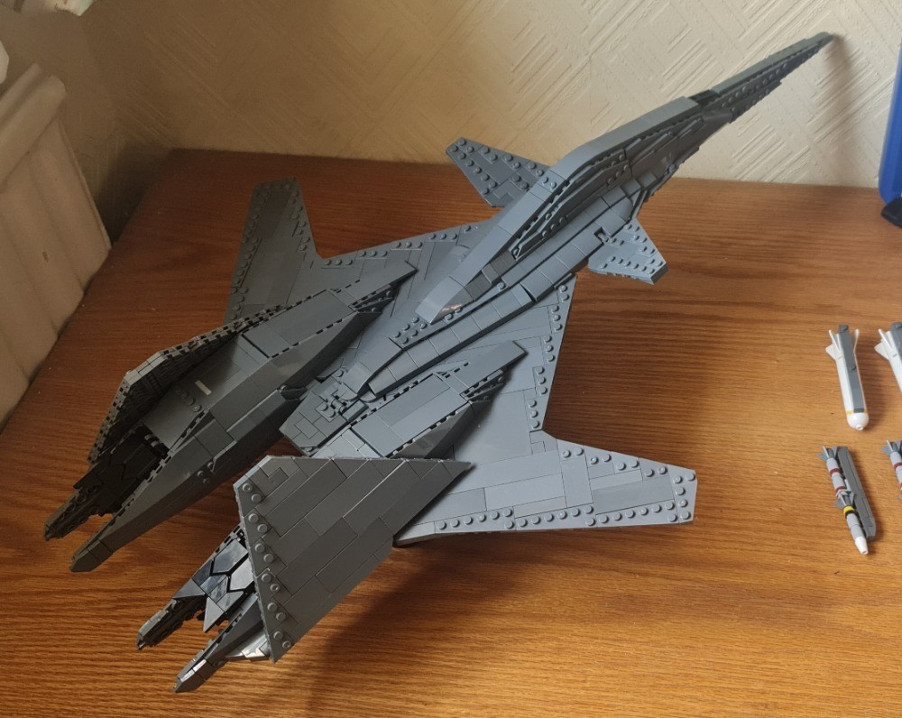 LEGO MOC-215032 1:35 Scale ADF-01 Falken by HandSolo99 | Rebrickable ...