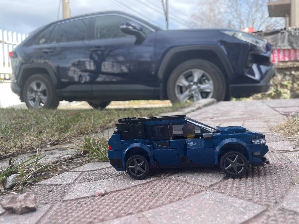 LEGO MOC Toyota RAV4 (5th Gen) by stanisi | Rebrickable - Build with LEGO