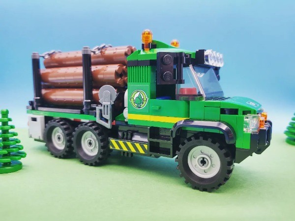LEGO MOC Off-Road Logging Truck by HaulingBricks | Rebrickable - Build ...
