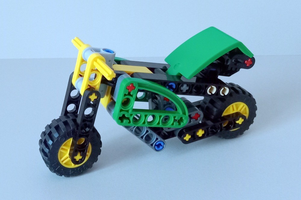 LEGO MOC 42218 Motorcycle by Nequmodiva | Rebrickable - Build with LEGO