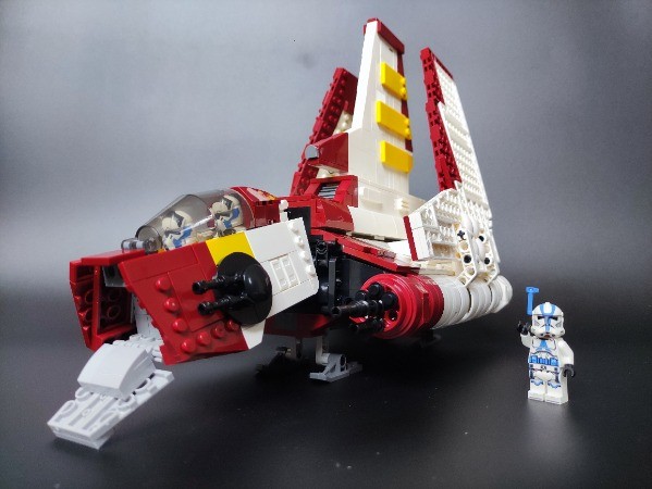 LEGO MOC RHO-class transport shuttle by LeslieLee | Rebrickable - Build ...