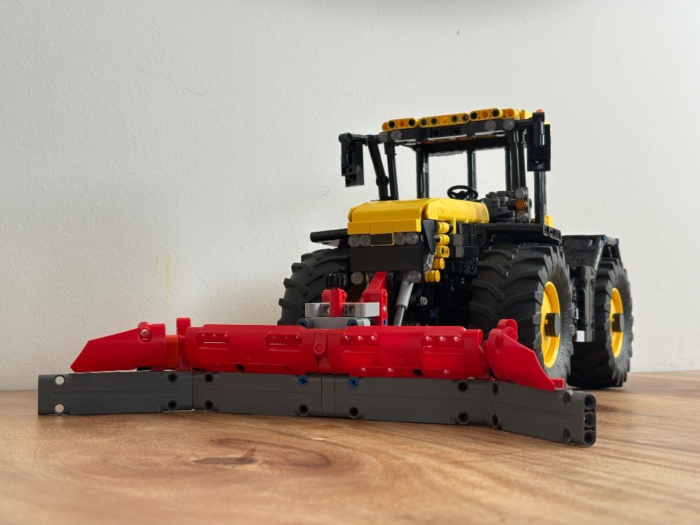 LEGO MOC-236947 JCB Fastrac 4220 RC by JF551 | Rebrickable - Build with ...