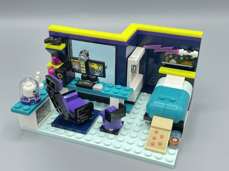 Review: 41739-1 - Liann's Room & 41755-1 - Nova's Room | Rebrickable ...