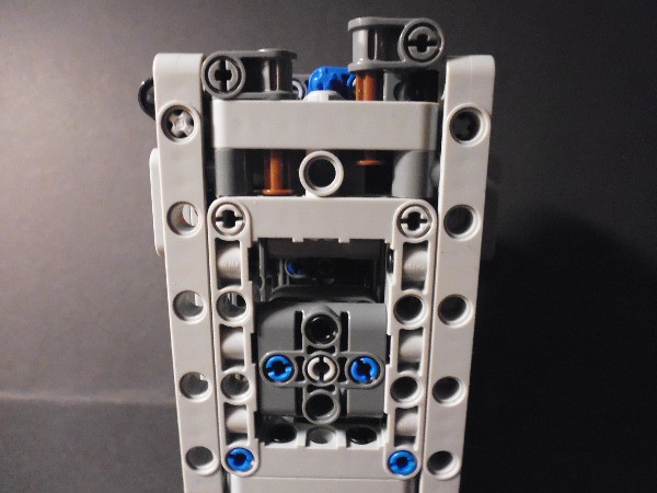 LEGO MOC 2-Cylinder 4-Stroke Engine with Ignition by Stef234 ...