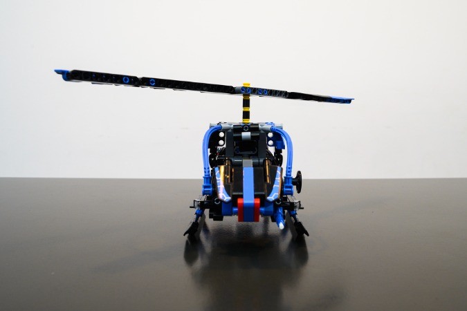 LEGO MOC Helicopter with gear driven rotating rotors by foolsgoldsfish ...