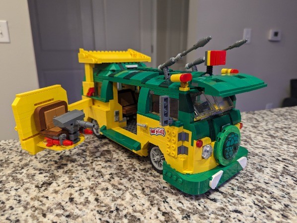 LEGO MOC TMNT - Party Wagon by EdgarGuacs | Rebrickable - Build with LEGO