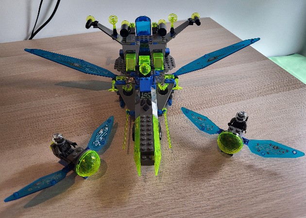 LEGO Set 6969-1 Celestial Stinger (1998 Space > Insectoids ...