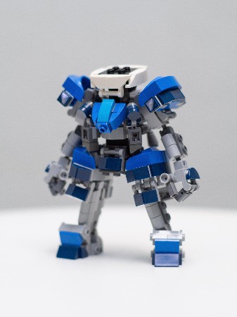 LEGO MOC Mid-scale Mech Frame by pyrefyre | Rebrickable - Build with LEGO