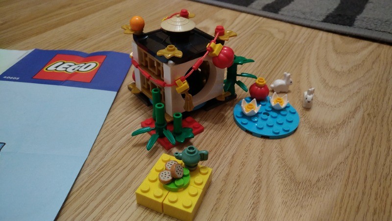 LEGO Set 40605-1 Lunar New Year VIP Add-On Pack (2023 Promotional > VIP ...