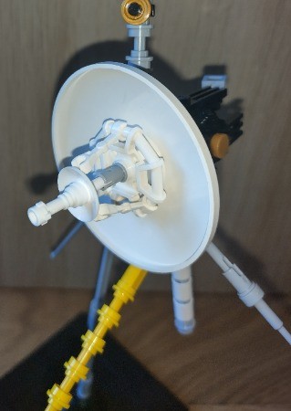 LEGO MOC Voyager Probe by Brick Forge | Rebrickable - Build with LEGO