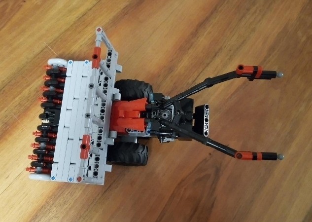 LEGO MOC Single-Axle Tractor with Adjustable Axle, PTO on/off, and V2 ...