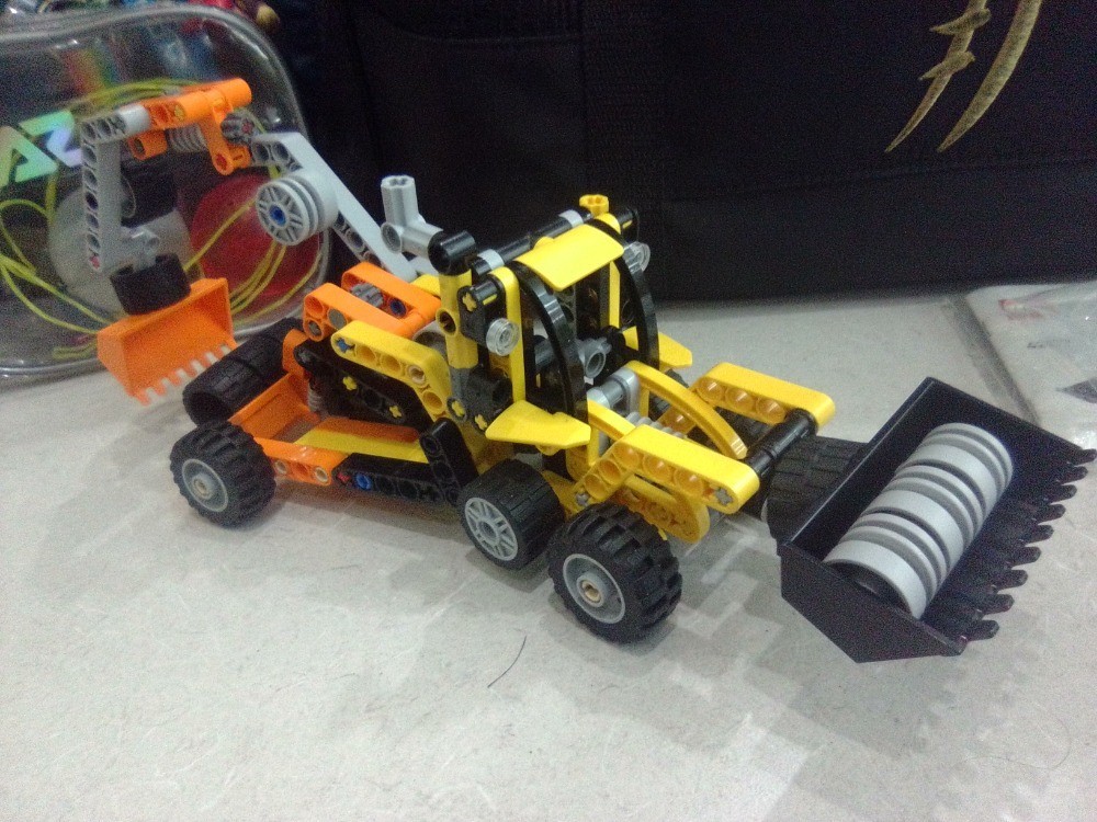 LEGO MOC-224150 Articulated backhoe (technic 42197 + 2x 30710 combined ...