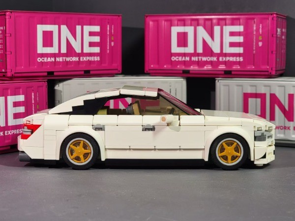 LEGO MOC-218319 Mercedes-Benz CLS 63 by mockjer | Rebrickable - Build ...