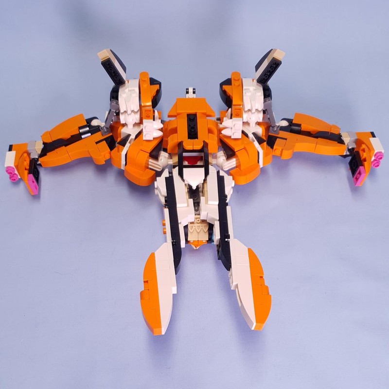 MOC Review: Transformer Fembot Space Cruiser by alanyuppie ...