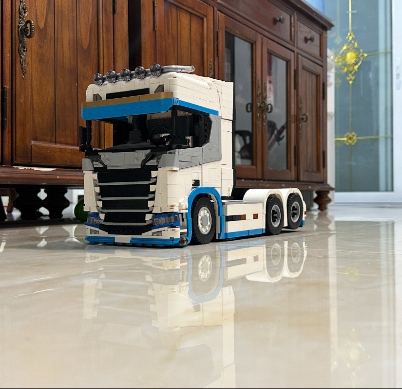 LEGO MOC SCANIA 770s 6x2 truck（tractor red by LingKong | Rebrickable - Build with LEGO