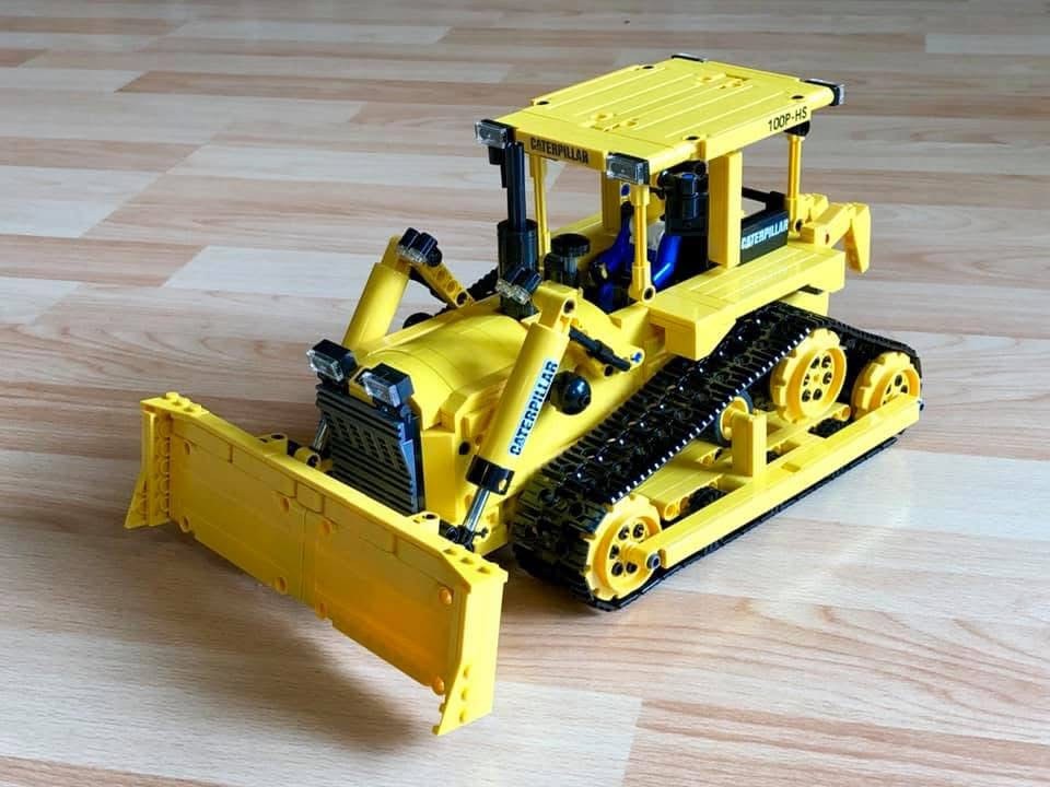 LEGO MOC-233365 CAT Bulldozer RC by Mindstorm Boost HUB by TECHNICer83 ...