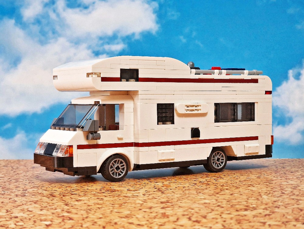LEGO MOC CamperVan by nevertooold68 | Rebrickable - Build with LEGO
