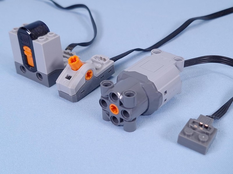 Rebrickable Help Guide: Electronics Systems | Rebrickable - Build with LEGO