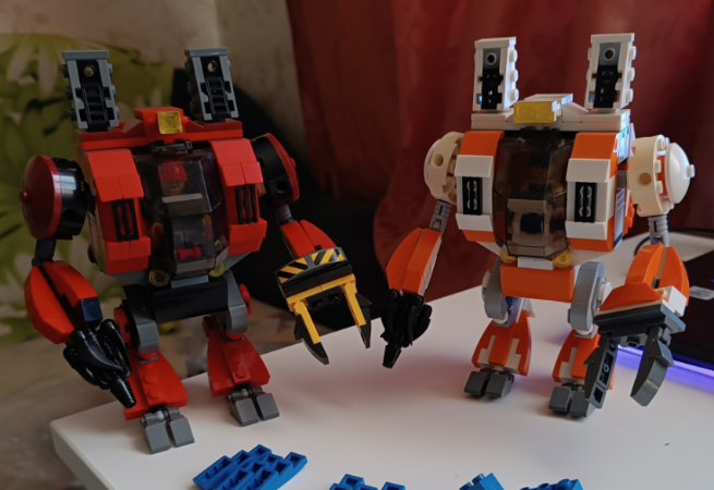 LEGO MOC SCV - Starcraft II by Fivessquared_501 | Rebrickable - Build ...