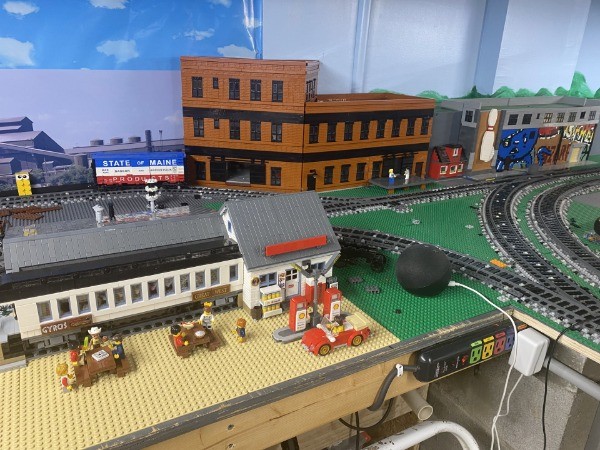 LEGO MOC Pressed Steel Factory by Bevinsbricks | Rebrickable - Build ...