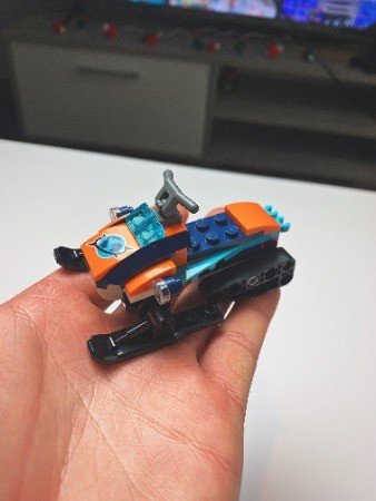 LEGO Set 60376-1 Arctic Explorer Snowmobile (2023 City > Arctic ...