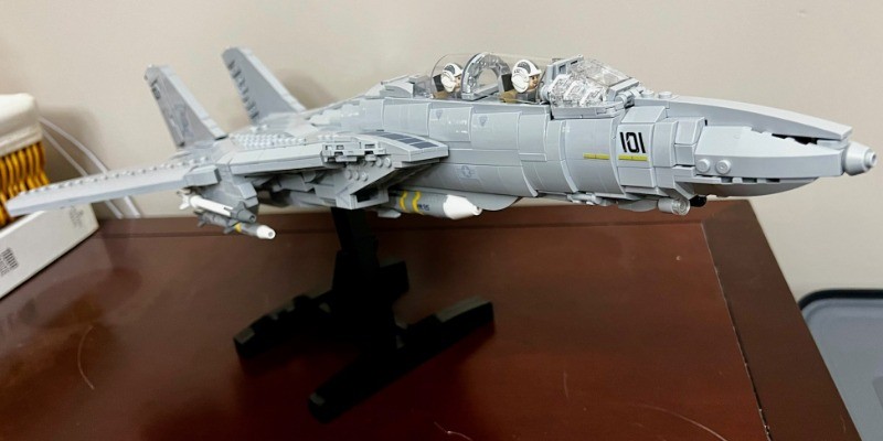 LEGO MOC-121573 F14 Tomcat (Black Aces) by BillsBricks | Rebrickable ...