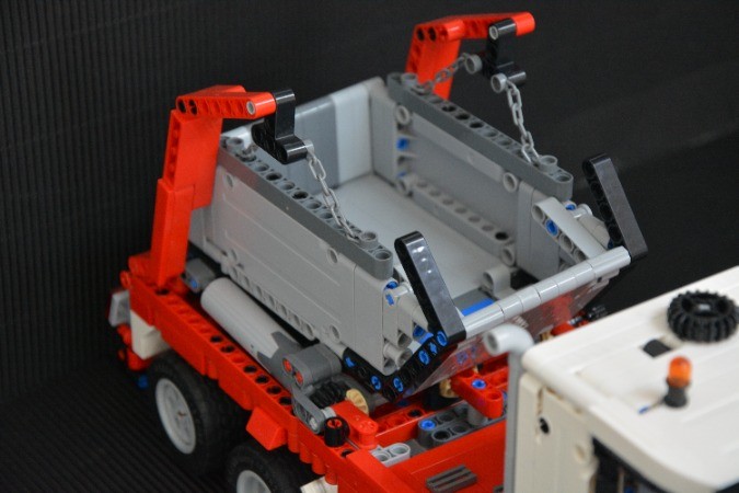 LEGO MOC MAN TGS SKIP LOADER ( SCALE 1:21 ) by BricKimi | Rebrickable ...