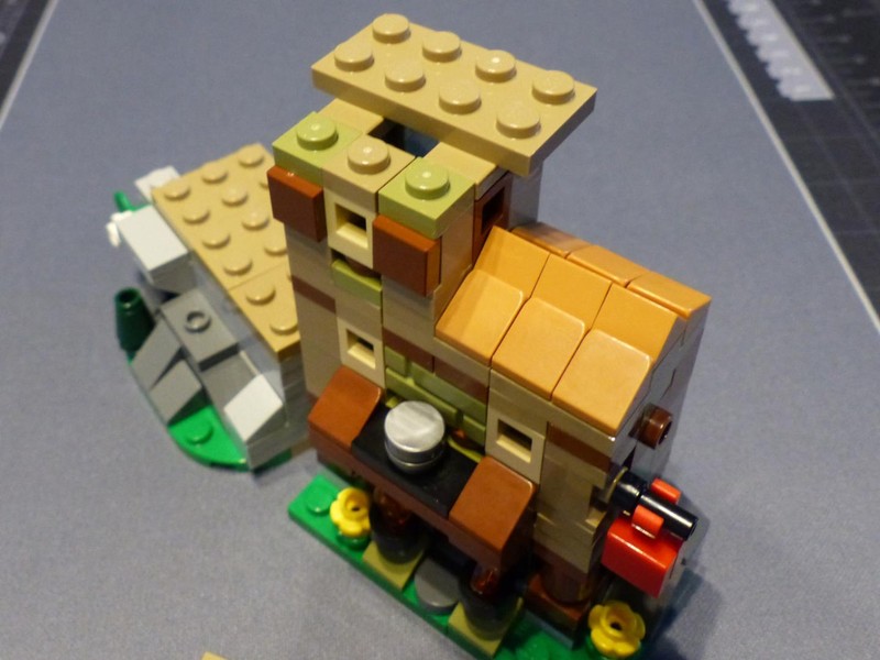 MOC Review: christromans' Mini Medieval Town Square | Rebrickable ...