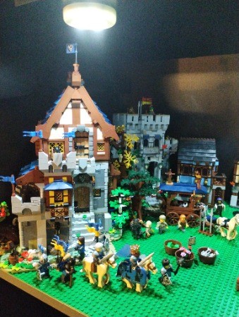LEGO MOC Medieval Castle Keep by Gr33tje13 | Rebrickable - Build with LEGO