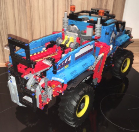 LEGO MOC 4x4 Tow Truck by Butchaa | Rebrickable - Build with LEGO