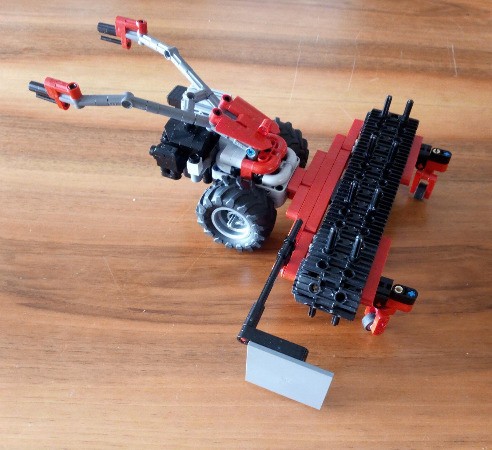 LEGO MOC Band Rake for Single-Axle Tractor by Larsagri | Rebrickable ...