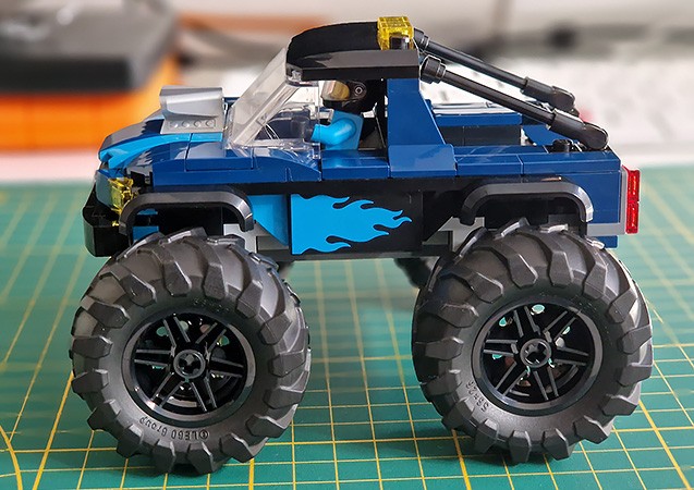 LEGO MOC-175992 Set 60402 - 8 Stud MOD by Zico3d | Rebrickable - Build ...
