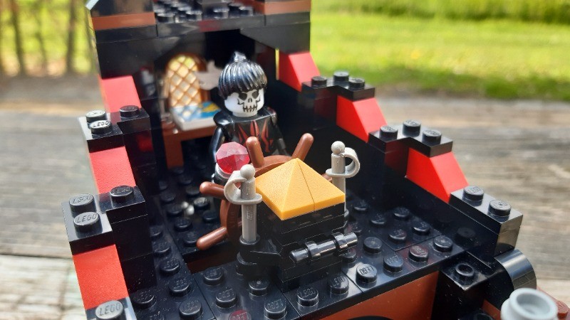 LEGO MOC Renegade Runner Remake by BenjaminsBay | Rebrickable - Build ...