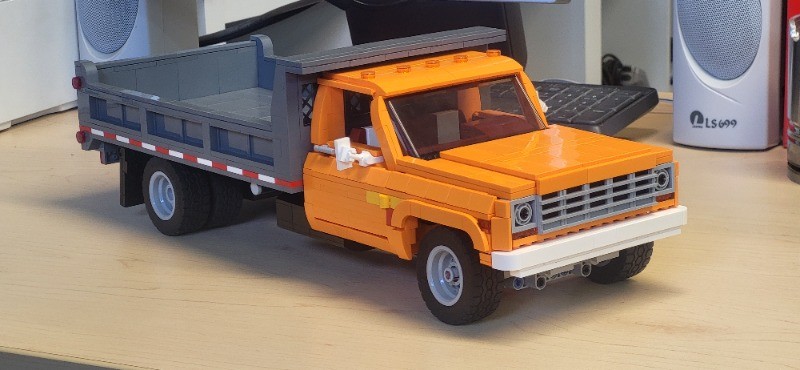 LEGO MOC-96608 Chevrolet K10 Silverado 1978 (orange-white) by Jeka ...