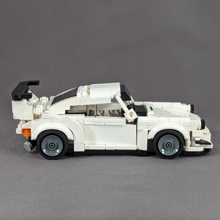 LEGO MOC Porsche RWB 930 Onigiri by Mocs_by_Geoff | Rebrickable - Build ...