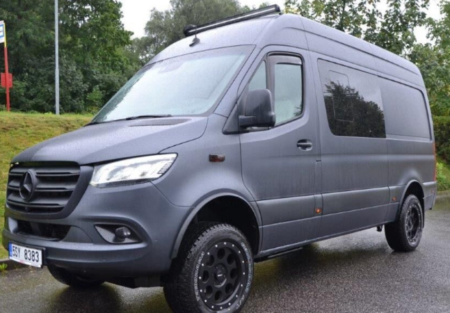 LEGO MOC Mercedes Benz Sprinter Van by sualc | Rebrickable - Build with ...