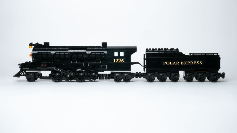 LEGO MOC The Polar Express (Pere Marquette 1225) — Motorized, 6-wide by ...