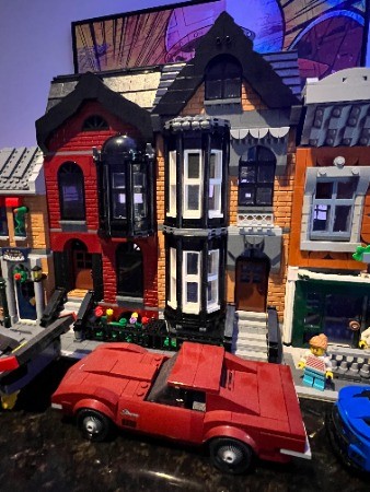 LEGO MOC Modular Brownstone House by michaelbaek | Rebrickable - Build ...