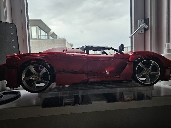 LEGO MOC Ferrari LaFerrari (42143) by ConstructionsByDonat ...