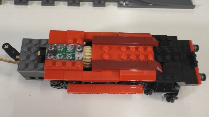LEGO MOC Motorised Modification for Hogwarts Express 76423 by ...